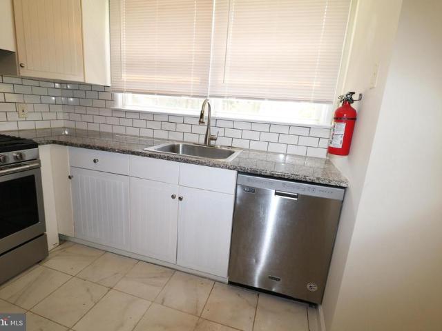 32 Pin Oak Lane