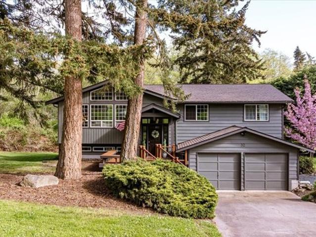 32 Ponderosa Dr, Oak Harbor, WA 98277