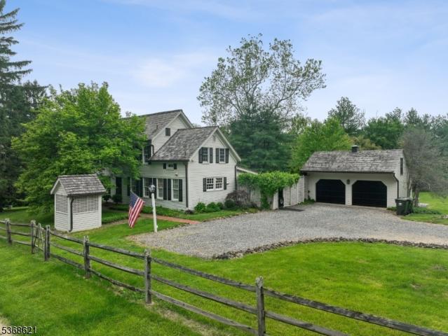 32 Potterstown Rd