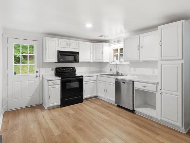 32 Quarry Road