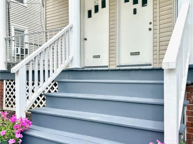 32 Richter Street