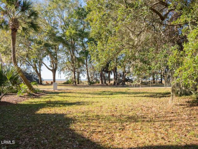 32 River Pl, Beaufort, SC 29906 | MLS #188112 | Compass