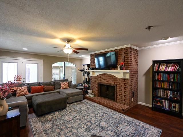 32 Rue Maison, Abilene, TX 79605 | MLS #21208 | Compass