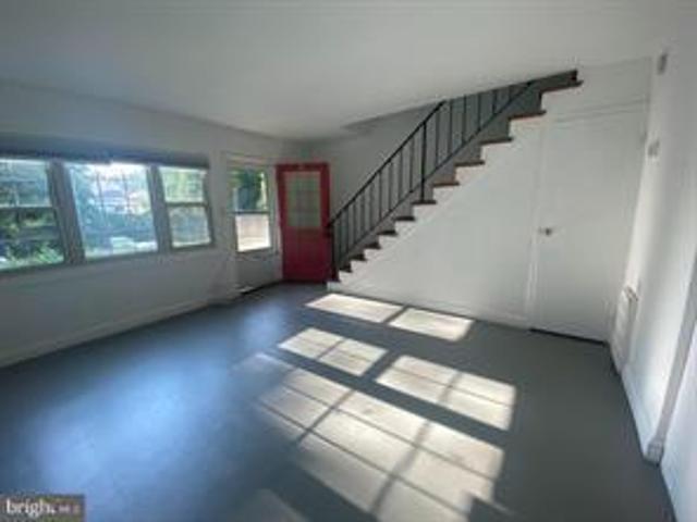 32 S Monroe Road