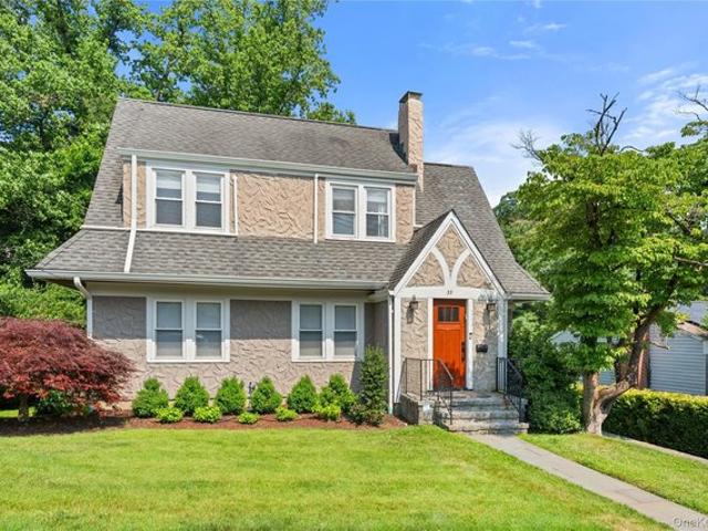 32 S Calumet Ave, Hastings On Hudson, NY 10706
