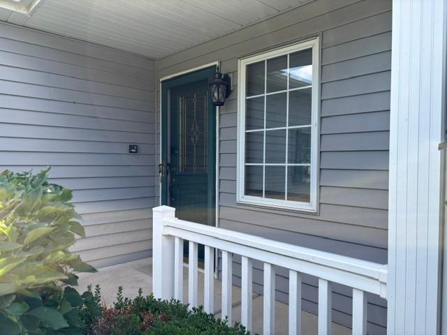 32 S Juniper Drive