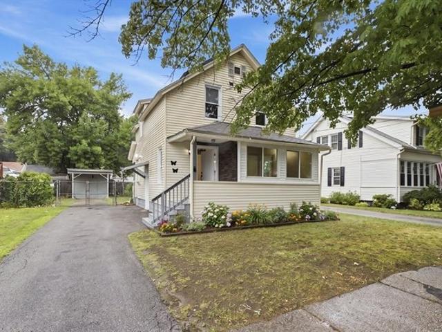 32 Sargon St, Springfield, MA 01104