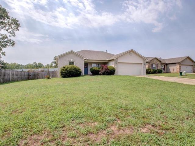 32 Seminole Cir, Austin, AR 72007