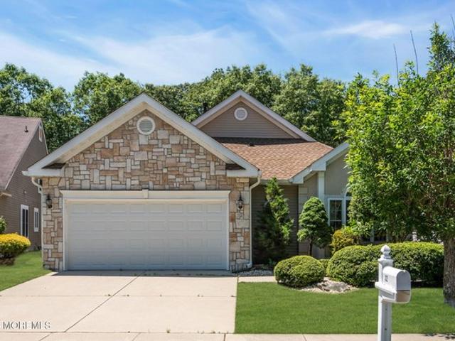 32 Shadow Creek Ct, Jackson, NJ 08527