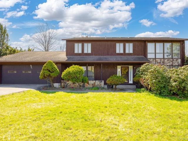 32 Sherwood Hts, Wappingers Falls, NY 12590