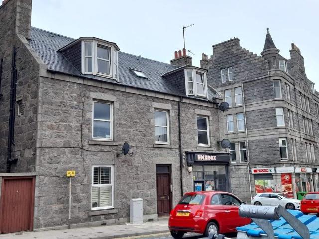 32 South Mount Street, Aberdeen AB25, 3 bed flat to rent, £1,200 pcm | PrimeLocation