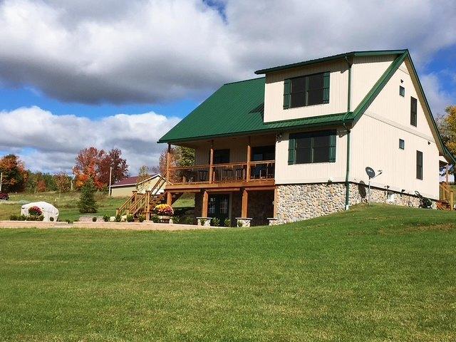 32 Smith Farm Rd, Barton, VT 05822