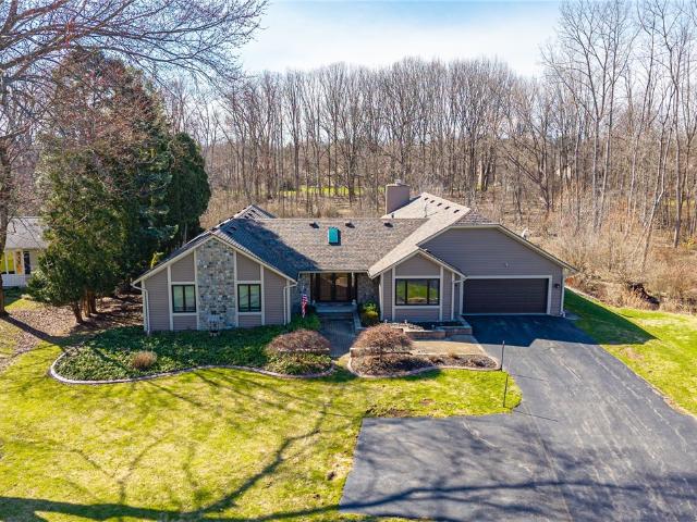 32 Stone Island Ln, Penfield, NY 14526 | MLS #R1673 | Compass