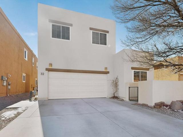 32 Sunset Canyon Ln, Santa Fe, NM 87508