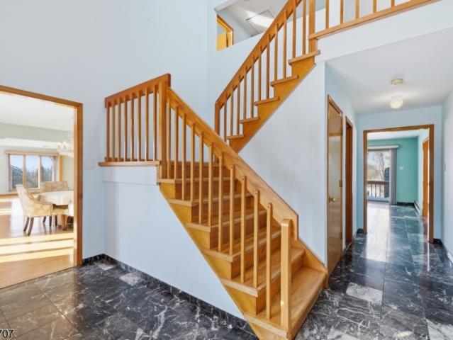 32 Sylvan Dr