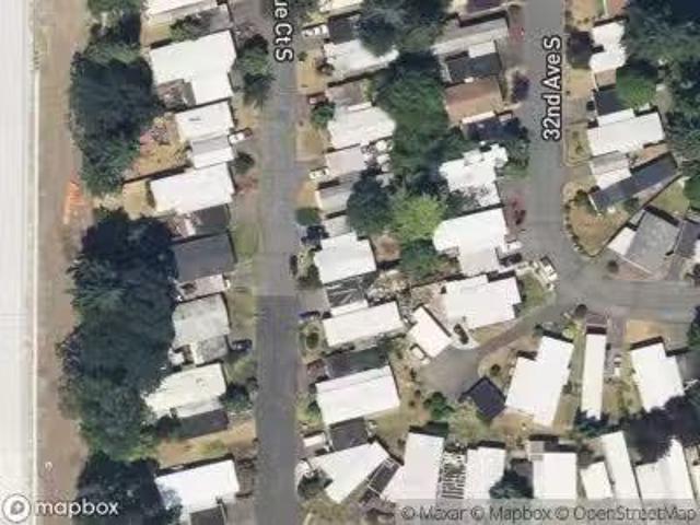 32nd Avenue Ct S
