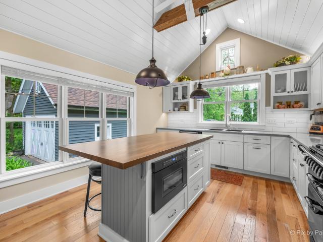 32W235 Army Trail Road