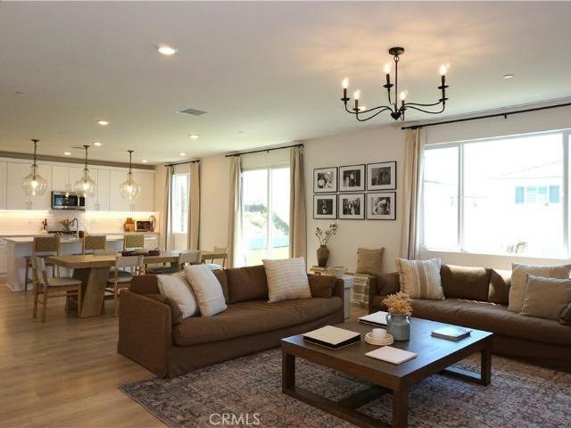 33045 Chiffon Lane, Winchester, US, CA