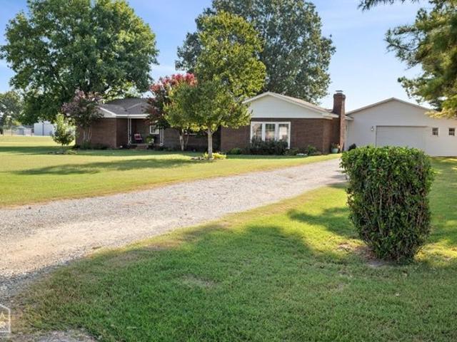 3304 Moore Rd, Jonesboro, AR 72401