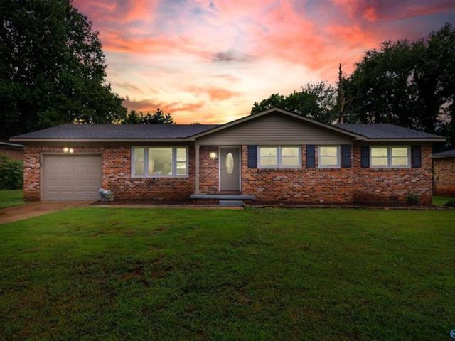 3304 Barton Ave NW, Huntsville, AL 35810