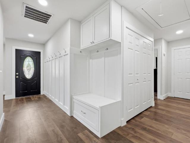 3304 Bellingham Court