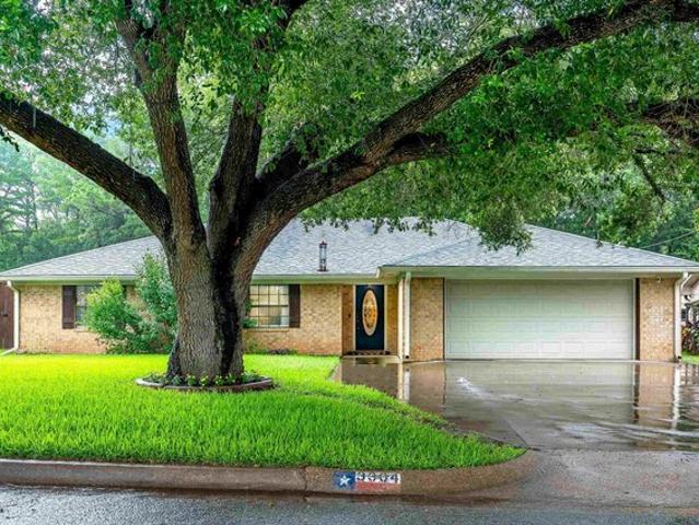 3304 Birdsong Ln, Kilgore, TX 75662