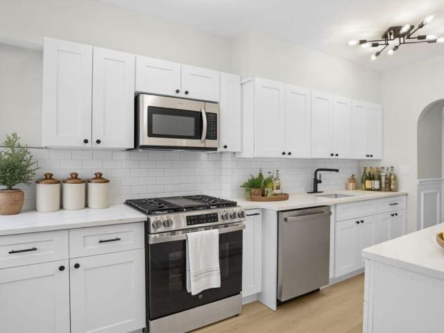 3304 Corsa Avenue