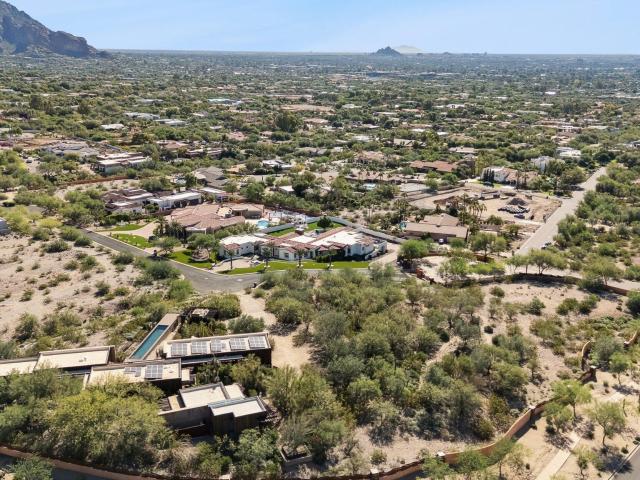 3304 e stella lane # 4