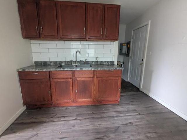 3304 Sheffer Avenue