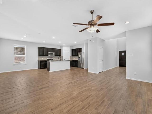 3304 Shortgrass Lane