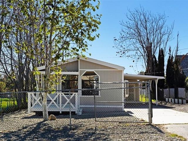 33056 Garner Rd, Lake Elsinore, CA 92530