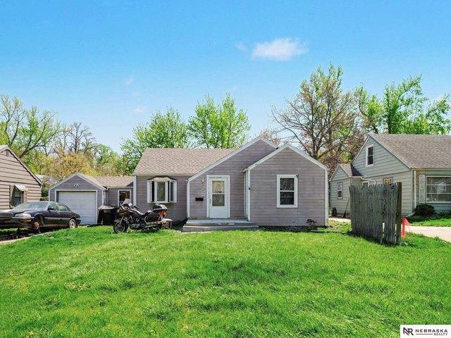 3305 Martin Ave, Omaha, NE 68112