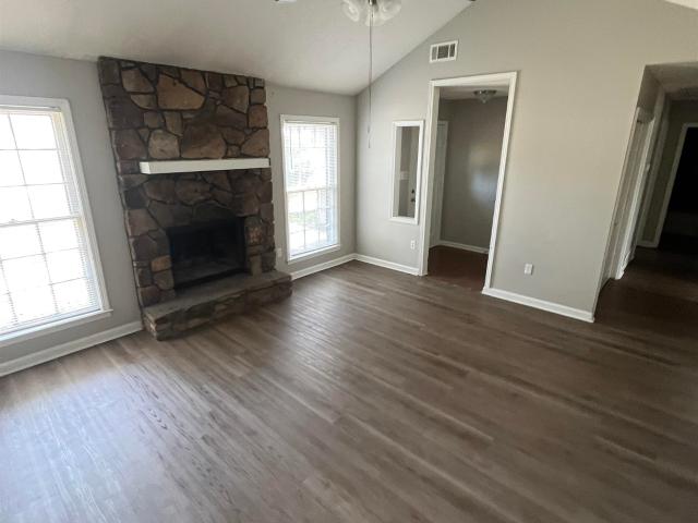 3305 burgess dr