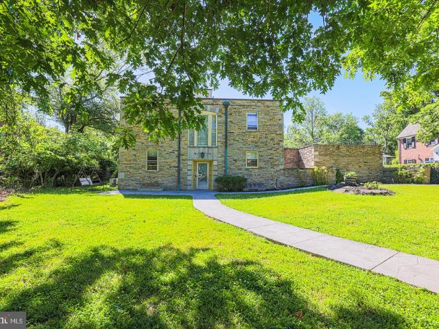 3305 Bancroft Road