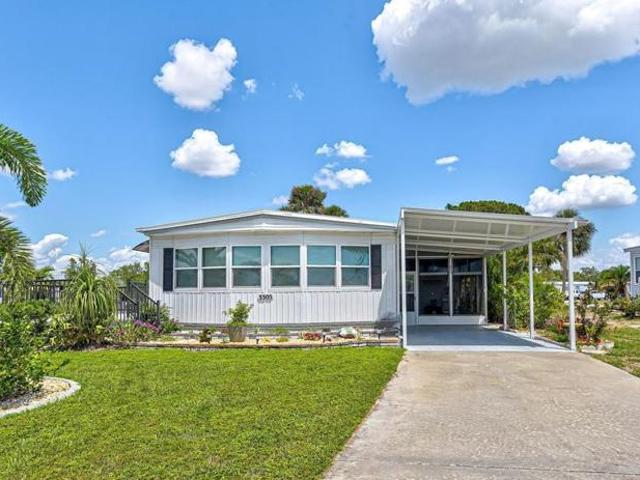 3305 Blue Jay Ln, Englewood, FL 34224