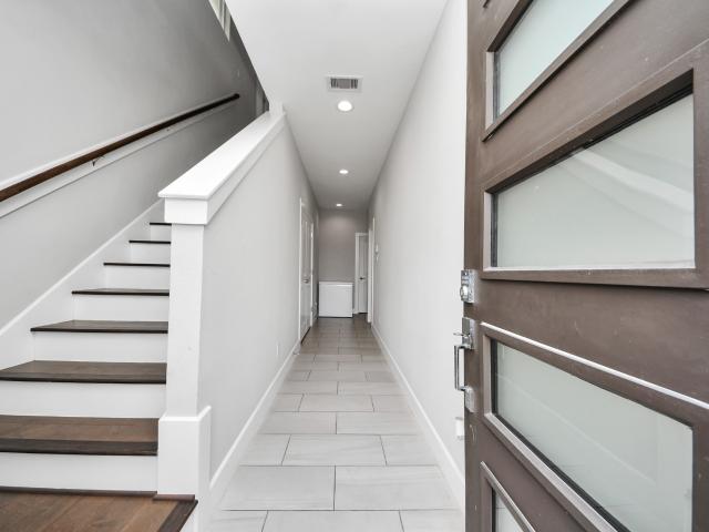 3305 Daphne Street