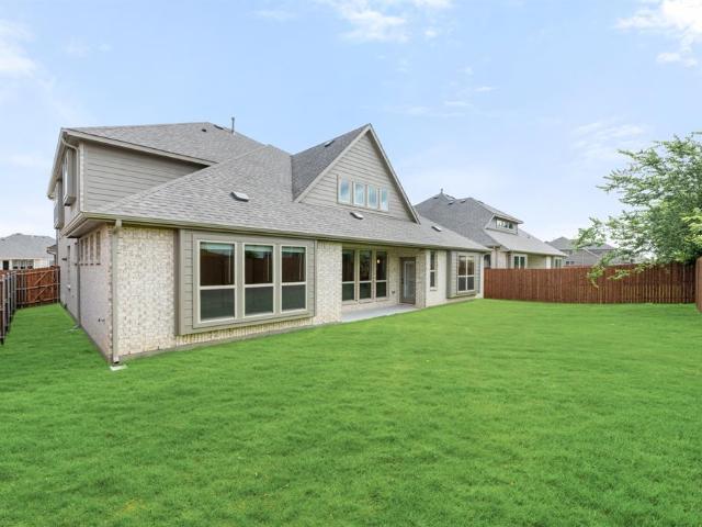3305 Emerald Trace Dr, Denton, TX 76226 | MLS #21183