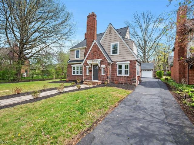 3305 Enderby Road