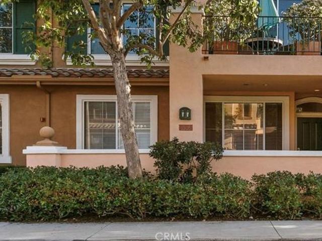 3305 Ladrillo Aisle, Irvine, CA 92606