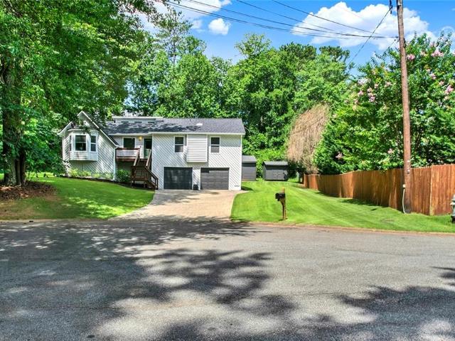 3305 Paxton Drive