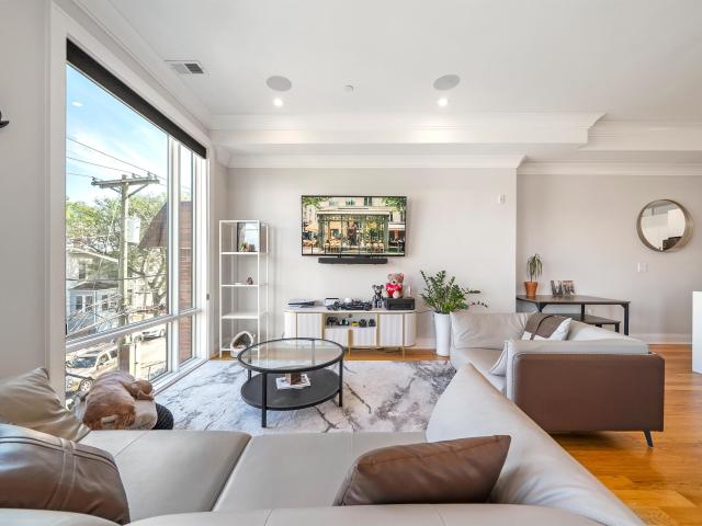 3305 Pleasant Ave # 2