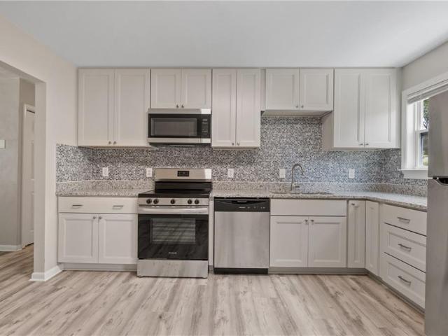 3305 Portobello CT