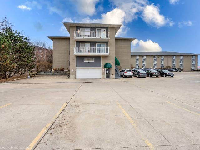3305 Sunset Ave, Unit 206, Waukegan, IL 60087 | MLS #12574