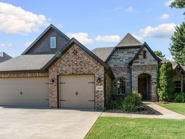 3305 SW Mahogany Ave, Bentonville, AR 72713