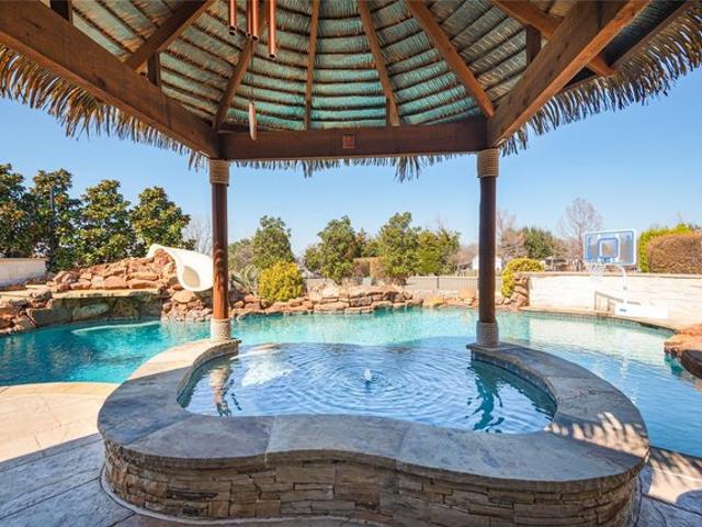 3305 Twin Lakes Dr, Celina, TX 75078