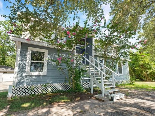 3305 Todville Rd, Seabrook, TX 77586