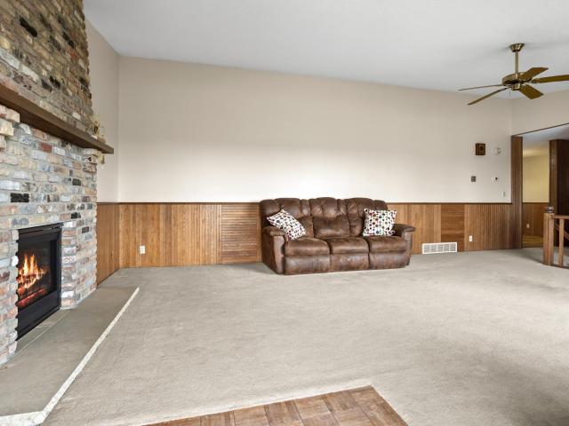 3305 US Highway 75