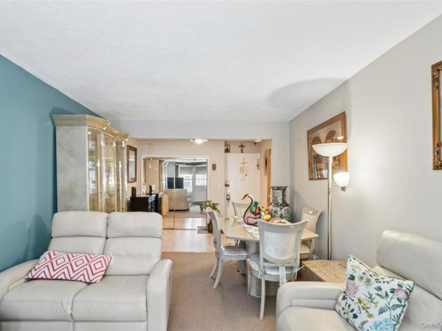 3305 90 Street 2D