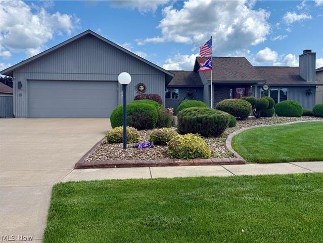 33065 Cobblestone Cir, North Ridgeville, OH 44039
