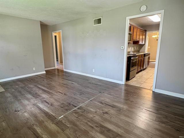 3306 Longlois Drive